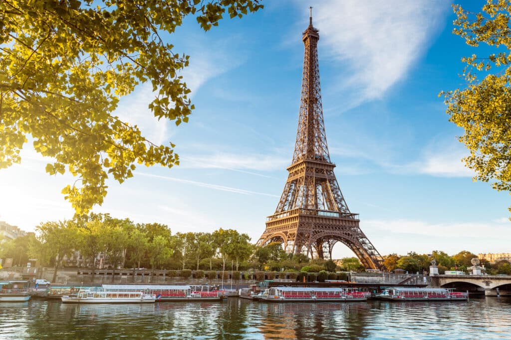 Pourquoi choisir un call-center basé en France (au final) ? - CitizenCall