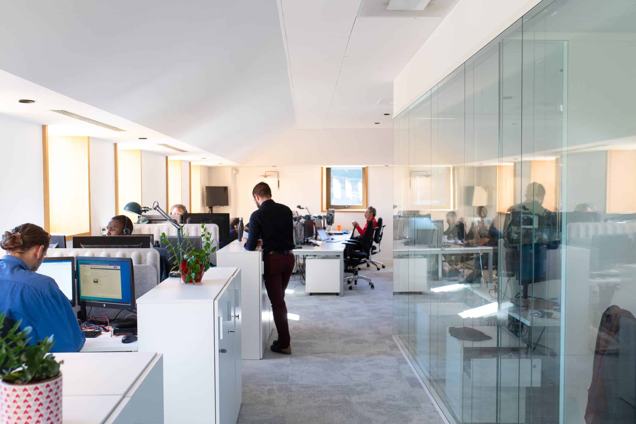 Trouvez un call center dans votre région - Citizen Call